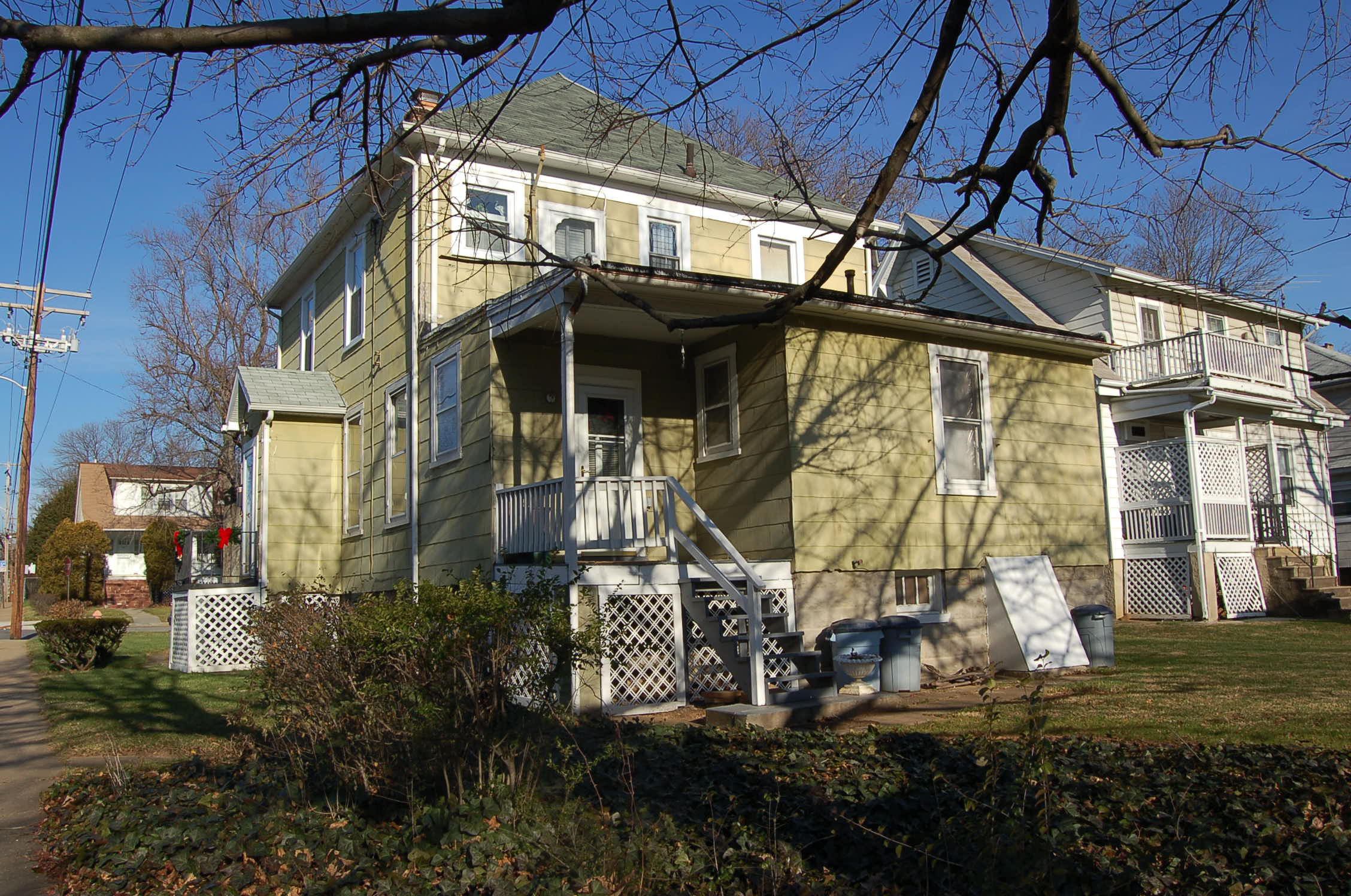 Locations Hub - Howard Park - 5327 Wesley Avenue @ N. Rogers Ave
