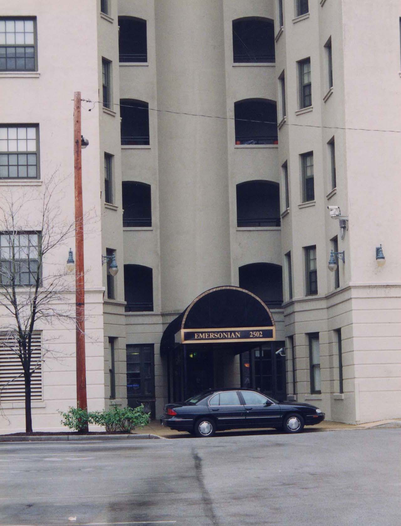 Locations Hub - Emersonian Apartments