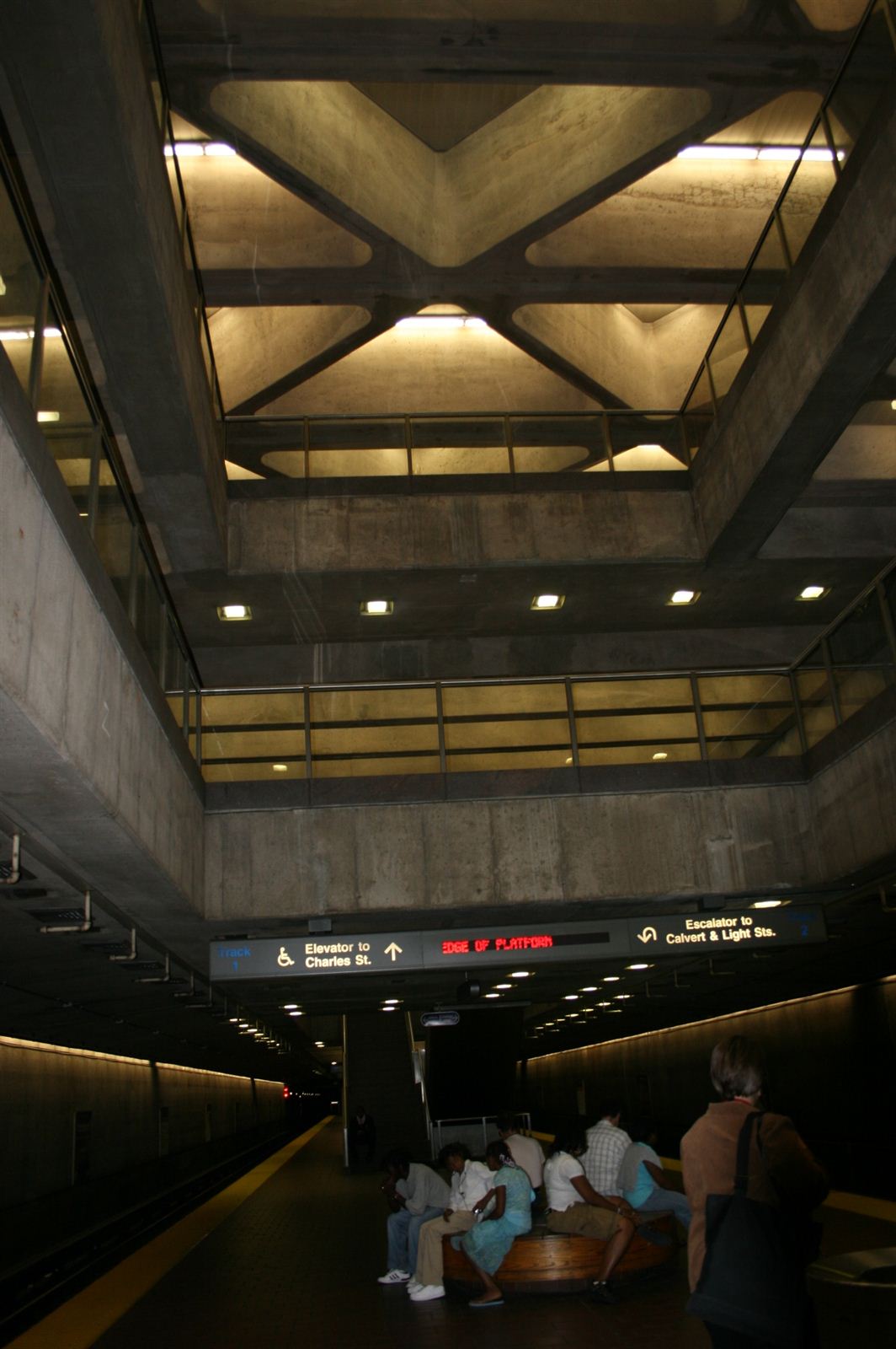 Locations Hub - Charles Center / Hopkins Subway Stops