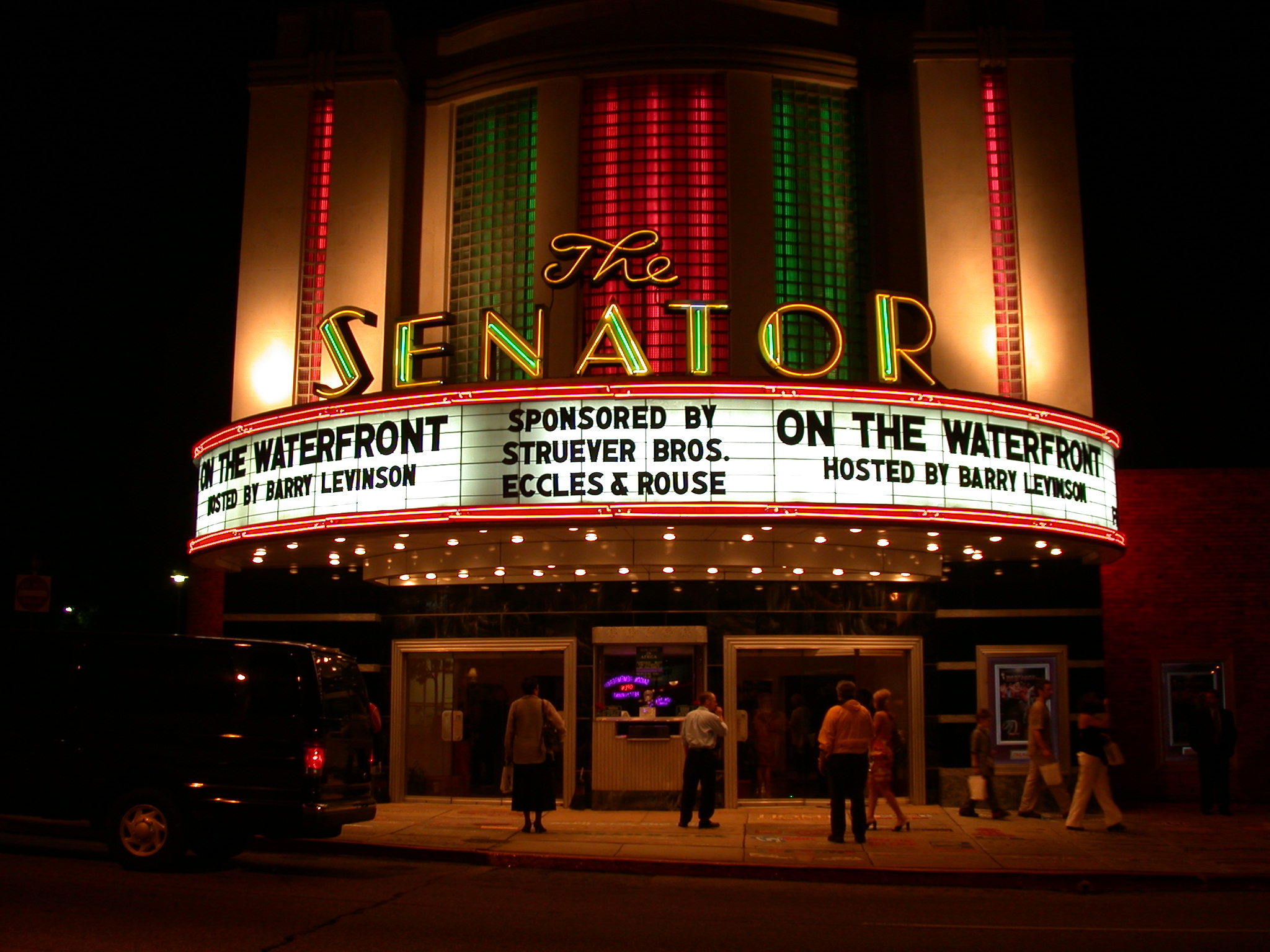 Locations Hub - Senator Theatre