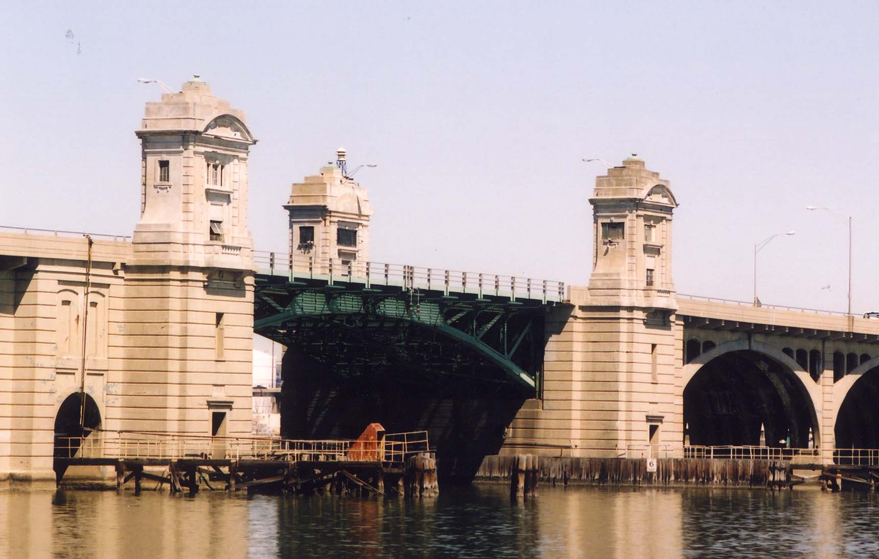 Locations Hub - Hanover Street Bridge, View from Harbor Hospital ...