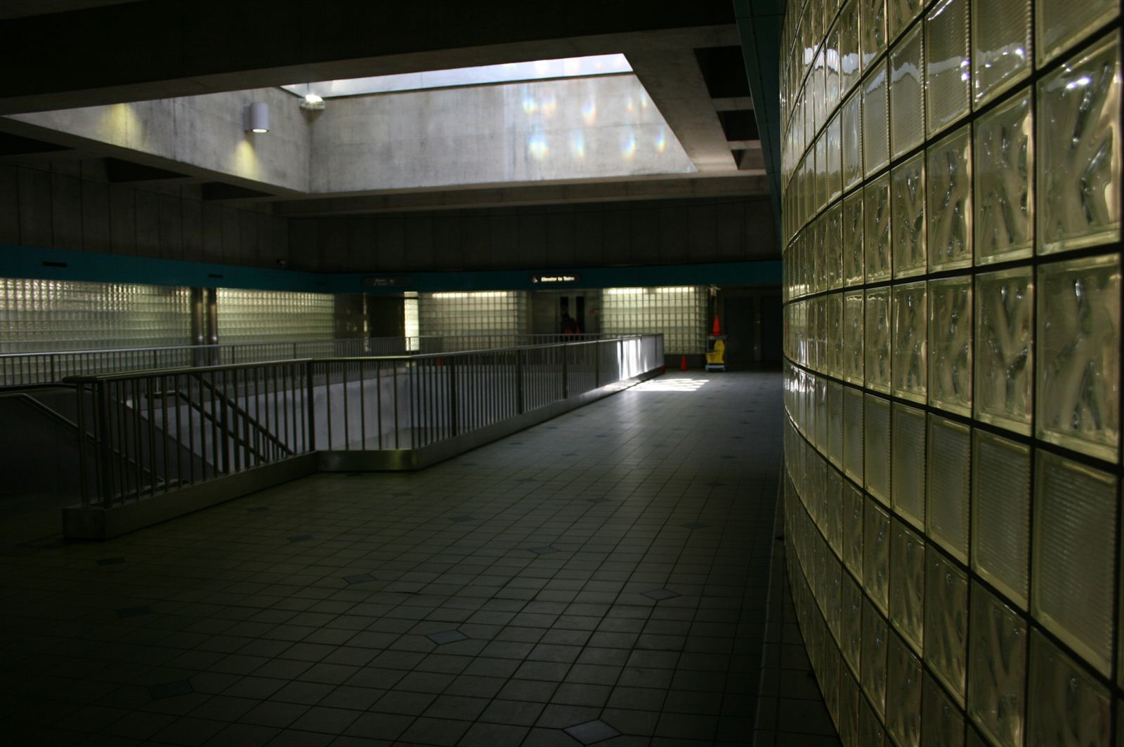 Locations Hub - Charles Center / Hopkins Subway Stops