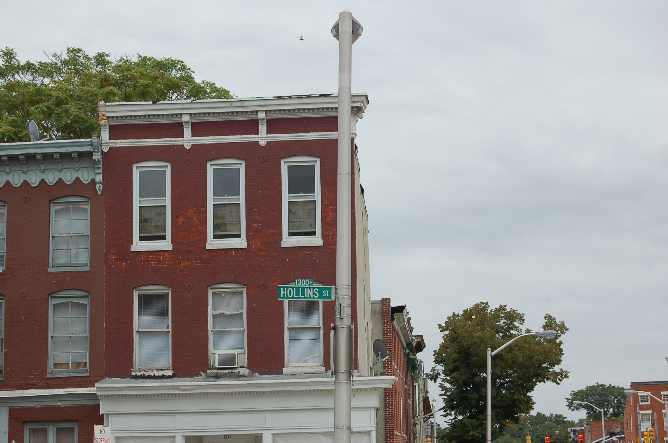 Locations Hub - Hollins Street, 1300 block