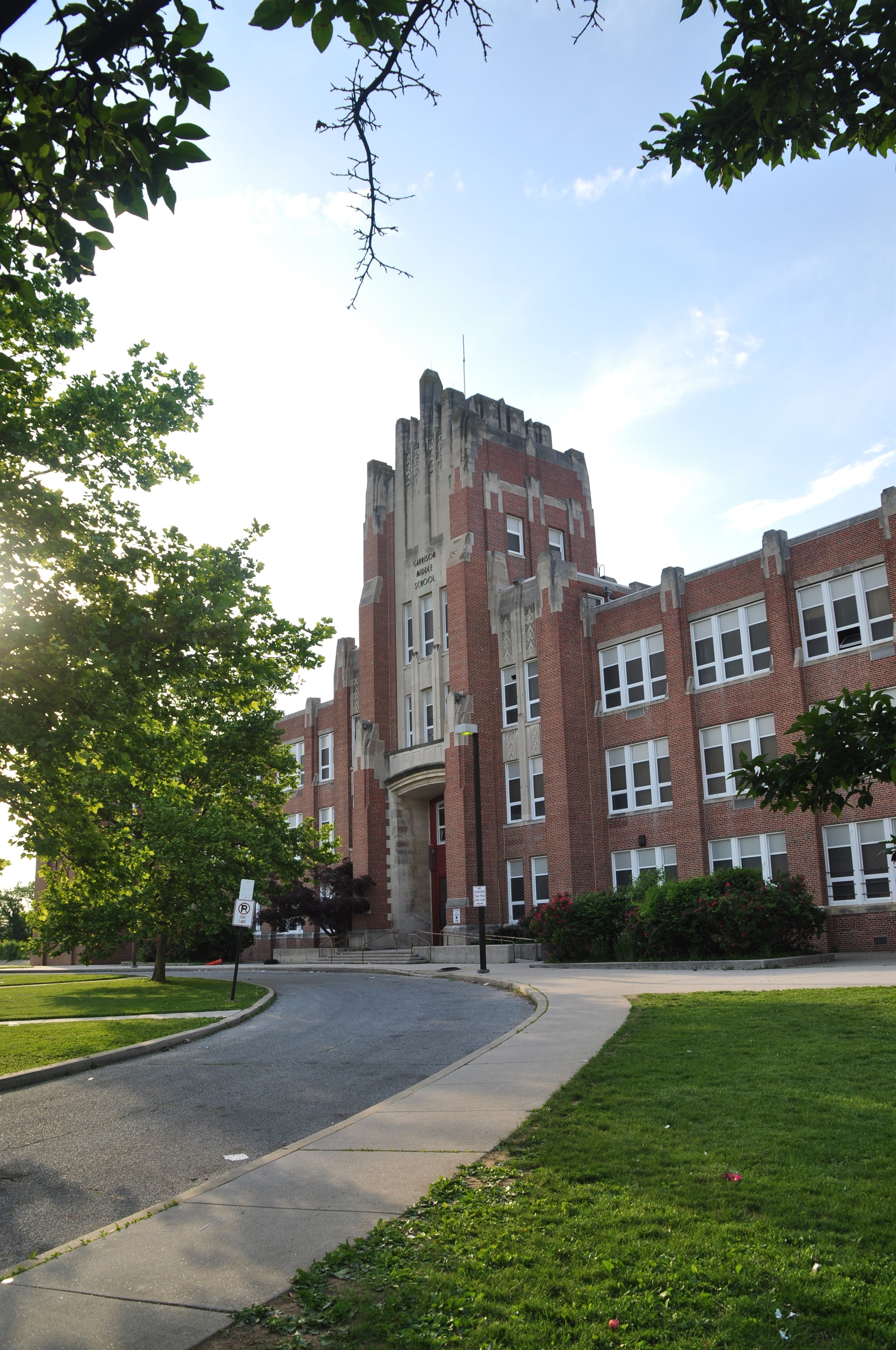 Locations Hub - Garrison Middle Schol